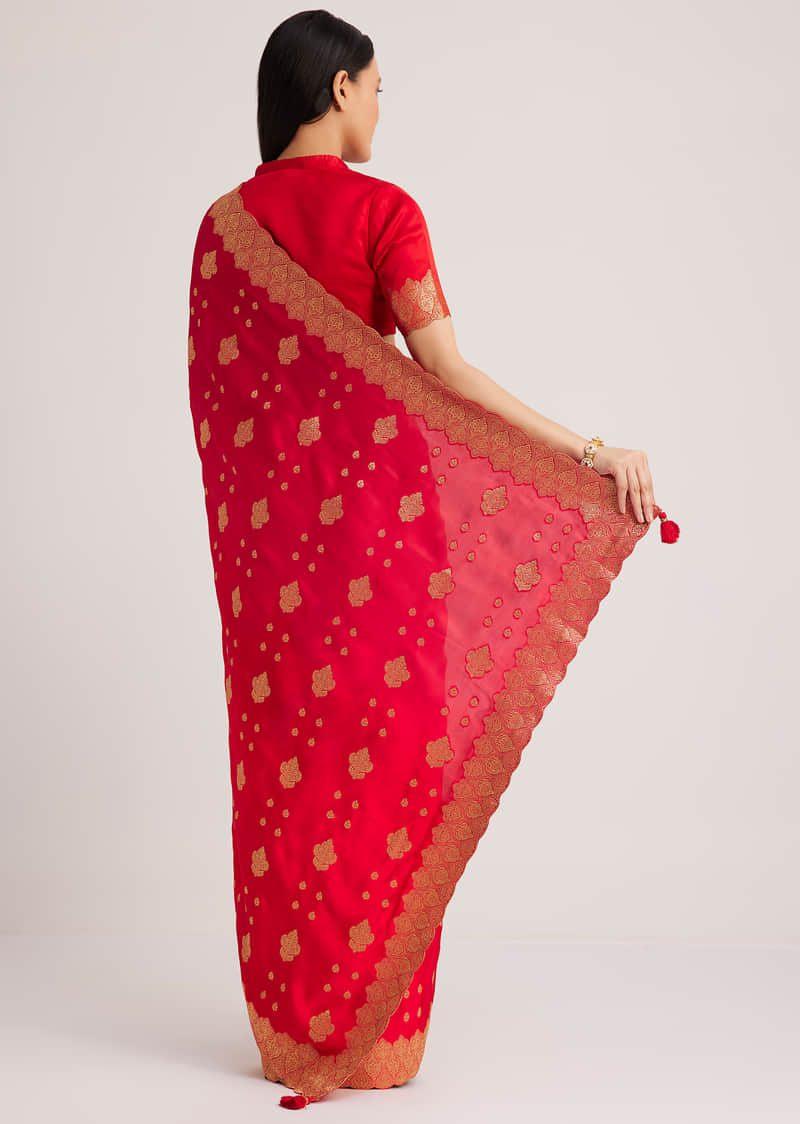 Buy Red Satin Silk Butti Woven Saree With Scallop Brocade Border | KALKI Fashion Global